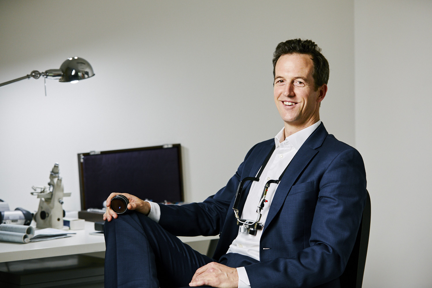 Dr Thomas Edwards (Class of 1994) Vitreoretinal Surgeon - The Friends ...